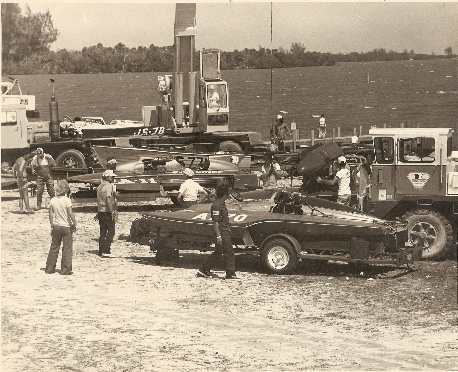 The Vintage Hydroplanes – Dedicated to inboard, limited-class hydroplanes