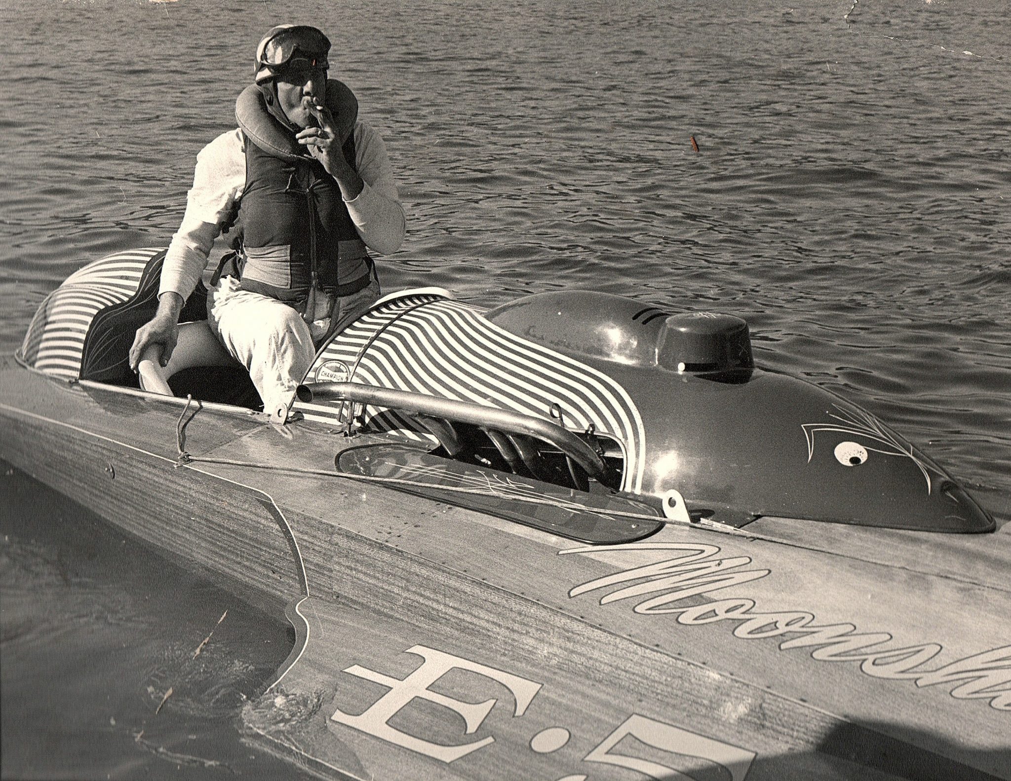 The Vintage Hydroplanes – Dedicated to inboard, limited-class hydroplanes